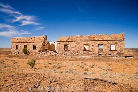 North Peake Creek Railway Station Ruins (Old Ghan Railway), Oodnadatta ...