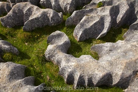 Limestone Pavement, Malham Cove, near Malham Village, Yorkshire Dales ...